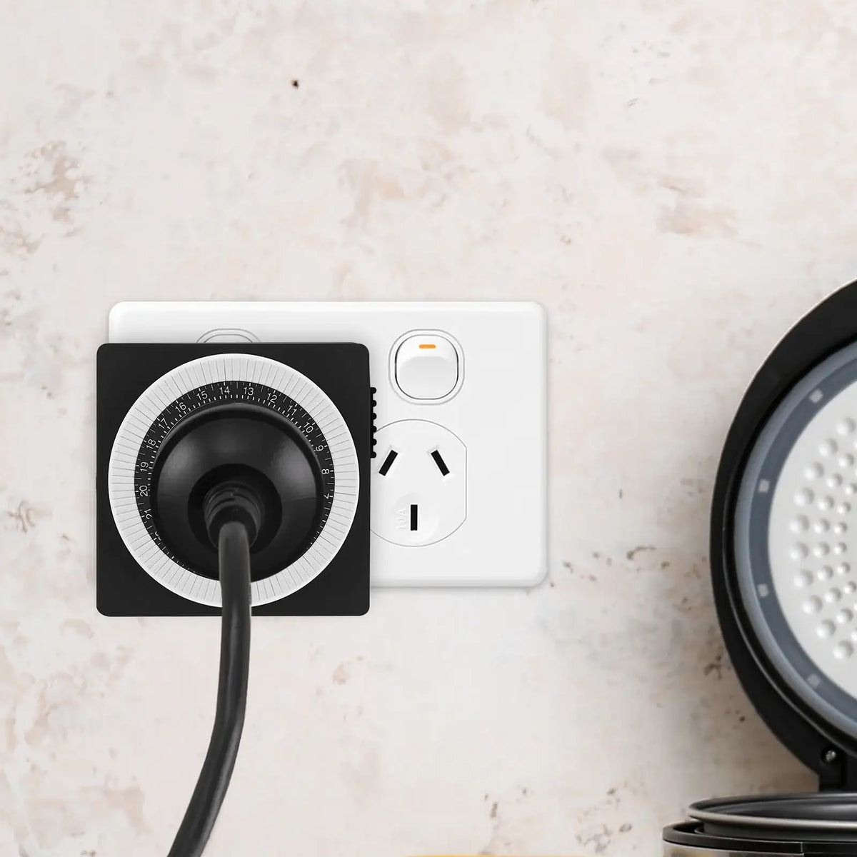 Arlec Black 24-HourCompact Mechanical Timer