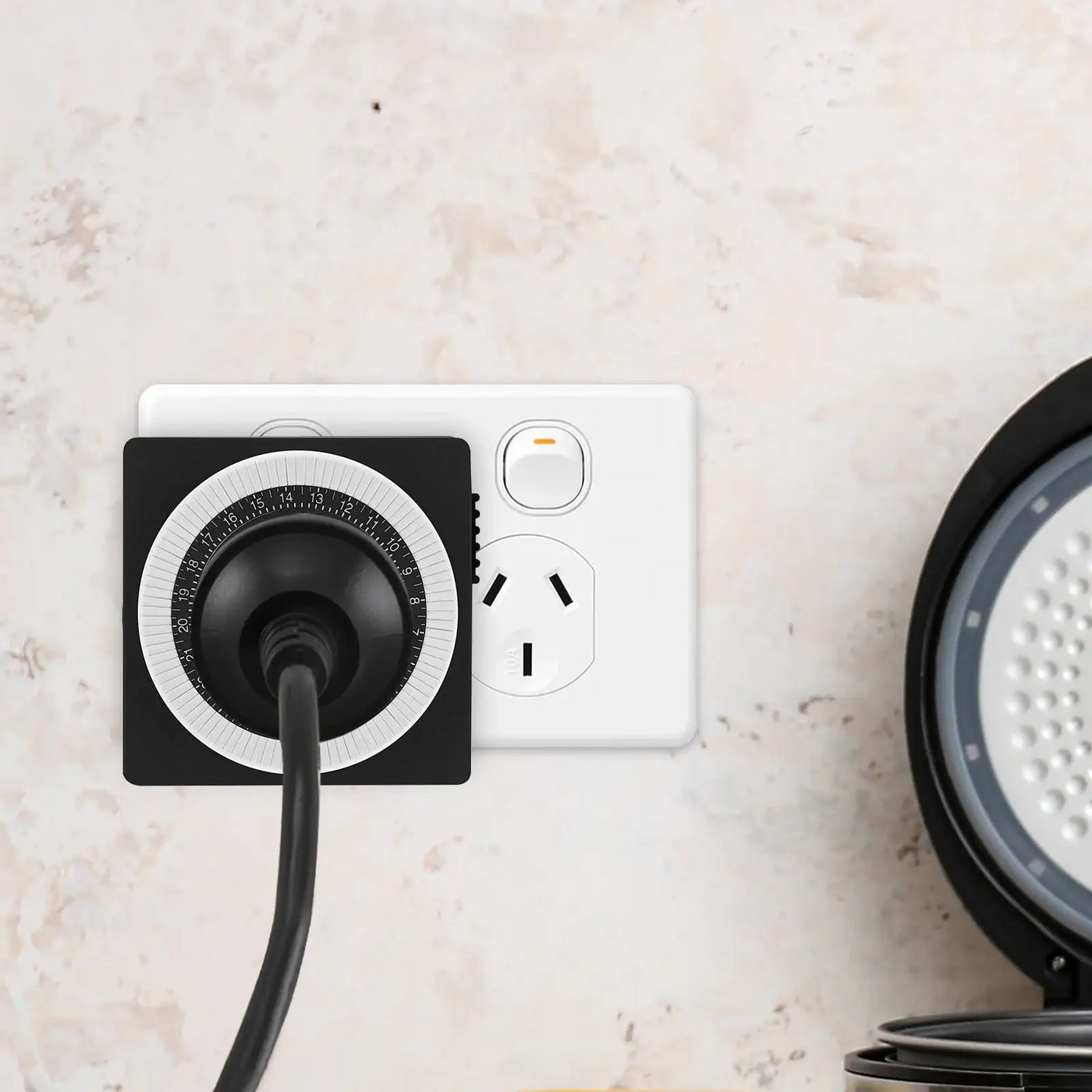 Arlec Black 24-HourCompact Mechanical Timer